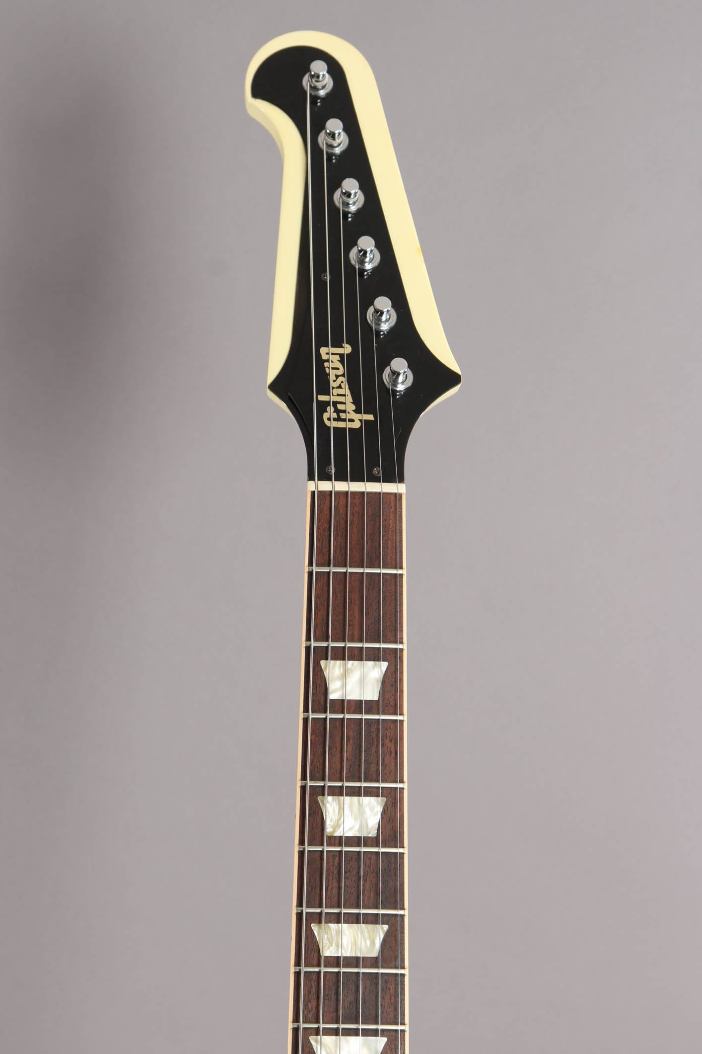 2005 Gibson Firebird V Alpine White Guitar Chimp